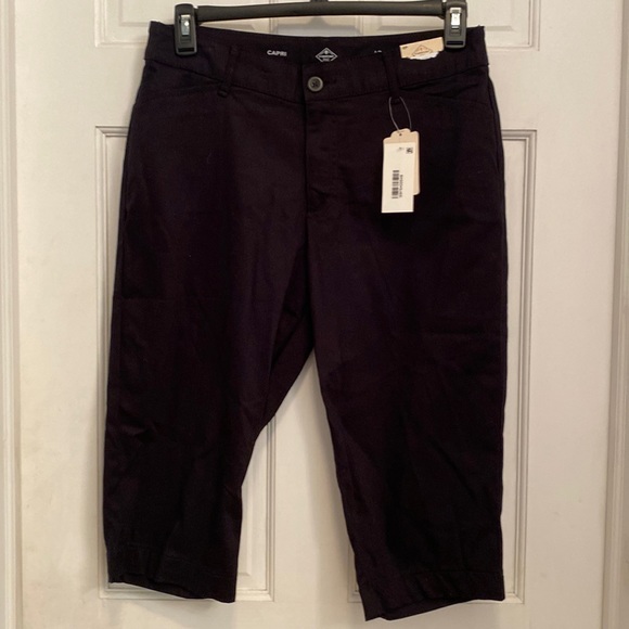 St. John's Bay | Pants & Jumpsuits | St Johns Bay Black Capri Secretly ...